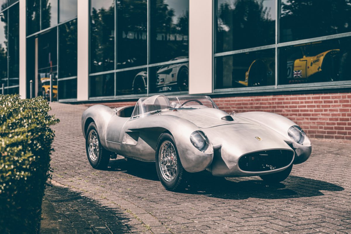 Ferrari commence à livrer les premières Testa Rossa J en édition ...