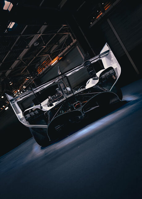 Ultimate Supercar Garage Paris, l'hypercar au sommet - Luxe Infinity