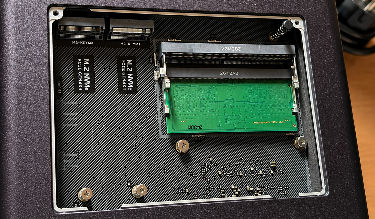Le serveur NAS UGREEN NASync DXP4800 Pro : dans la cour des grands ...